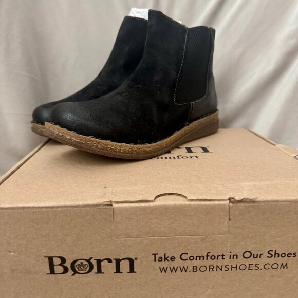 Born | Shoes | New In Box Born Faline Chelsea Boot W In Black ...